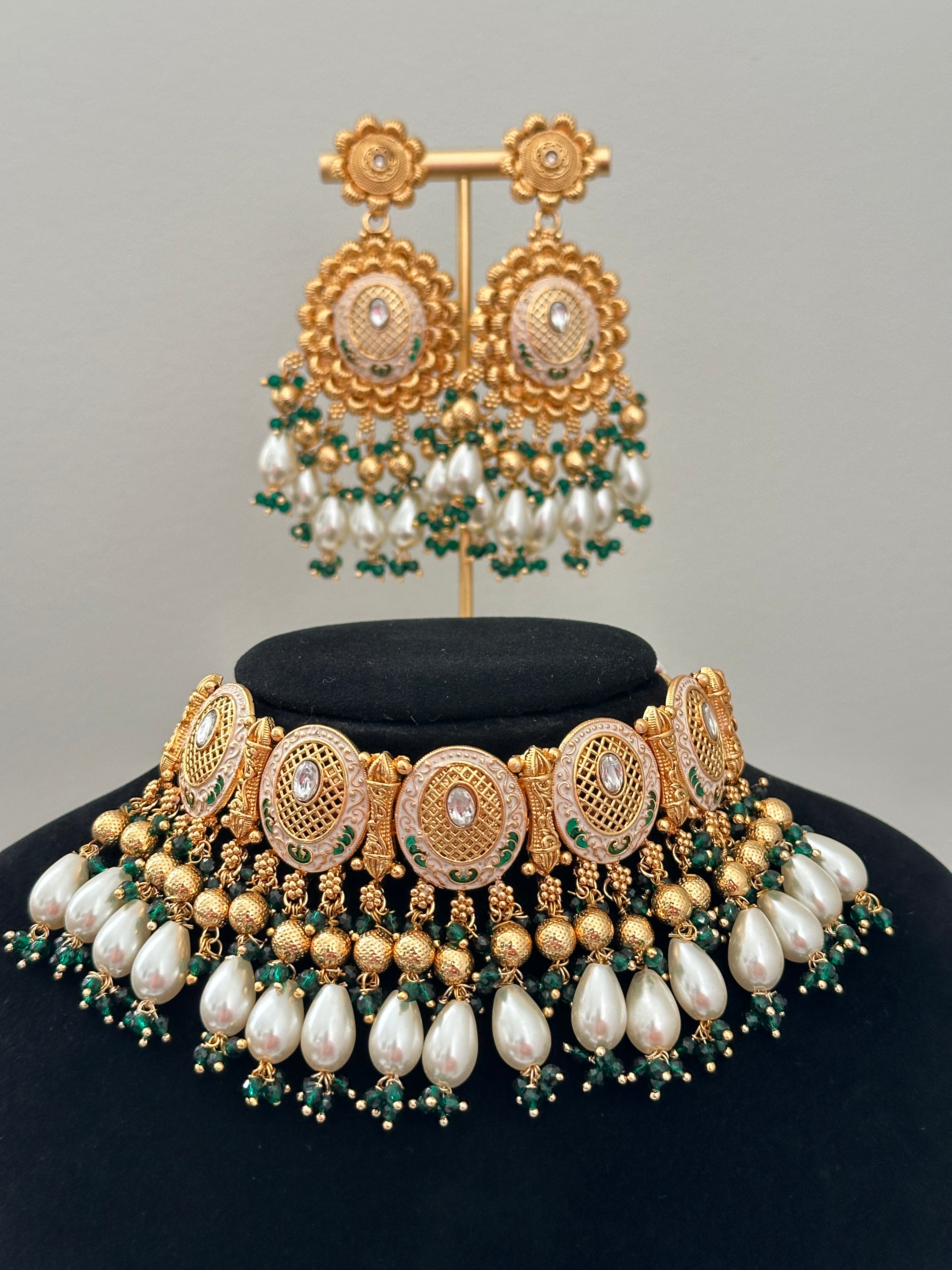 Green Gold Choker Set – Tazori Collection