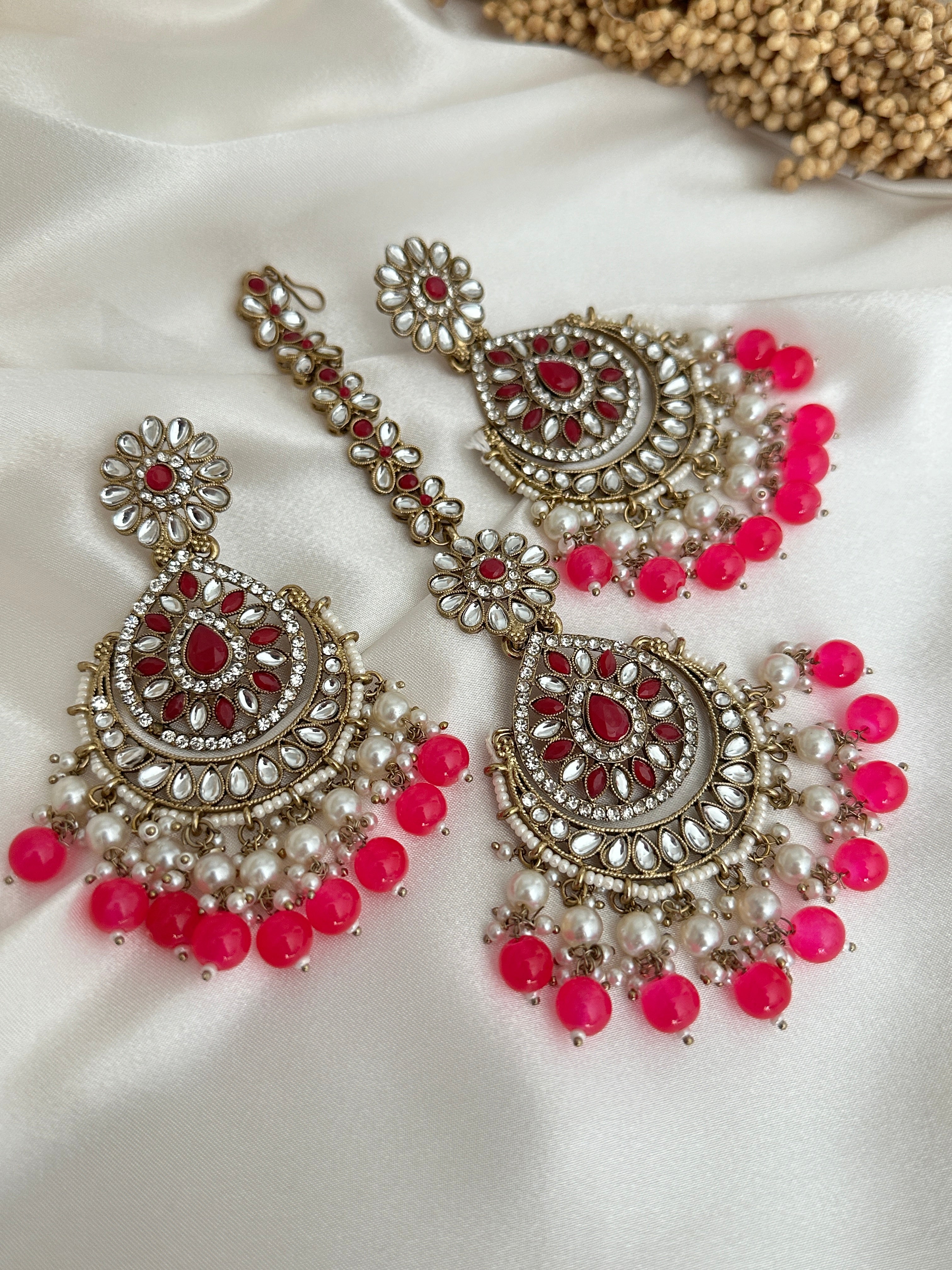 Hot Pink Kundan Earrings Tikka Set – Tazori Collection