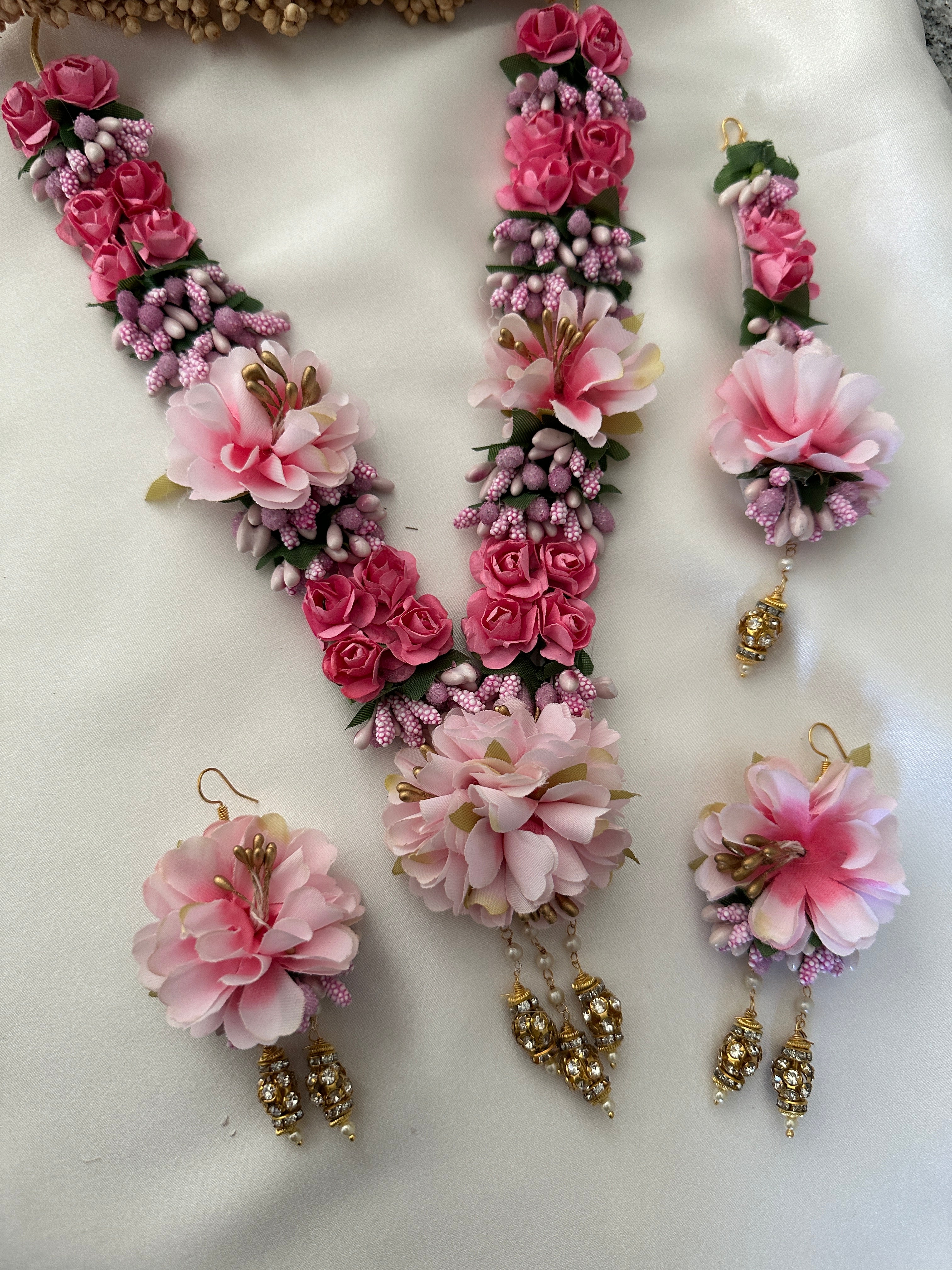 Yellow and Red Floral Set – Tazori Collection